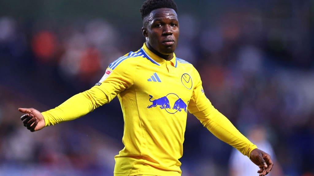 Leeds United news: Adam Pope speaks to Willy Gnonto - BBC Sport