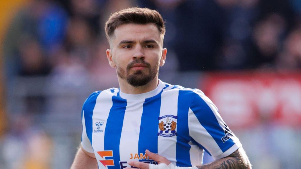 Danny Armstrong shines in 'massive' Killie win - BBC Sport