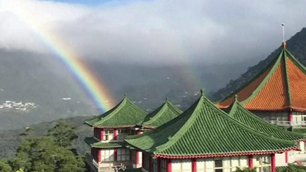 The record-breaking rainbow - BBC Newsround