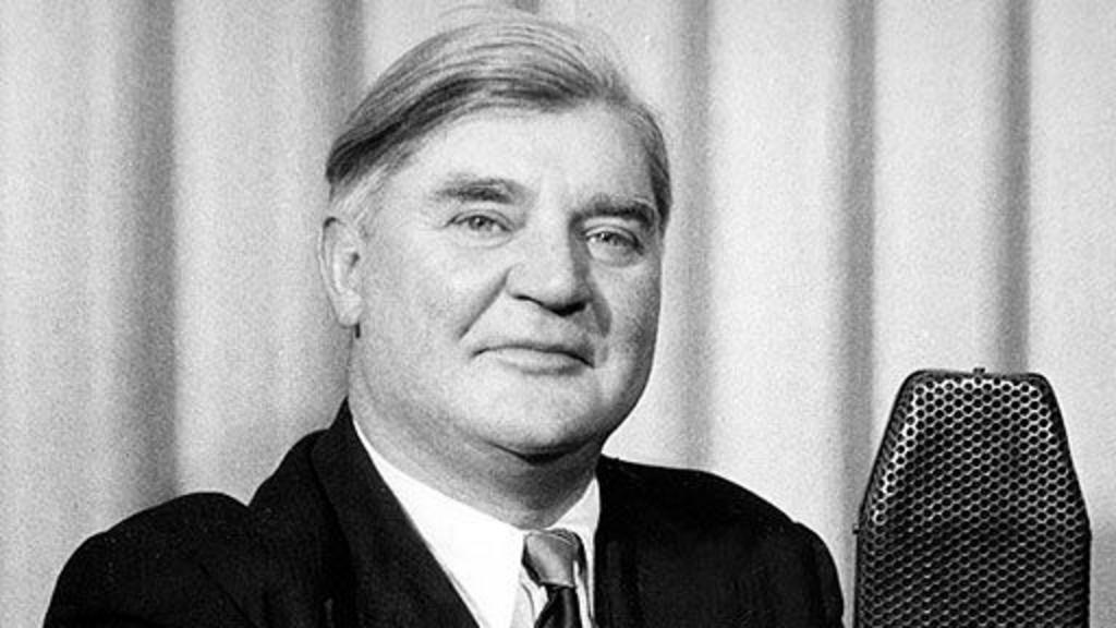 NHS founder Aneurin Bevan looks back at its first year - BBC