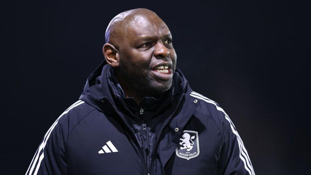 Shaun Goater press conference: Aston Villa vs Man City preview - BBC Sport