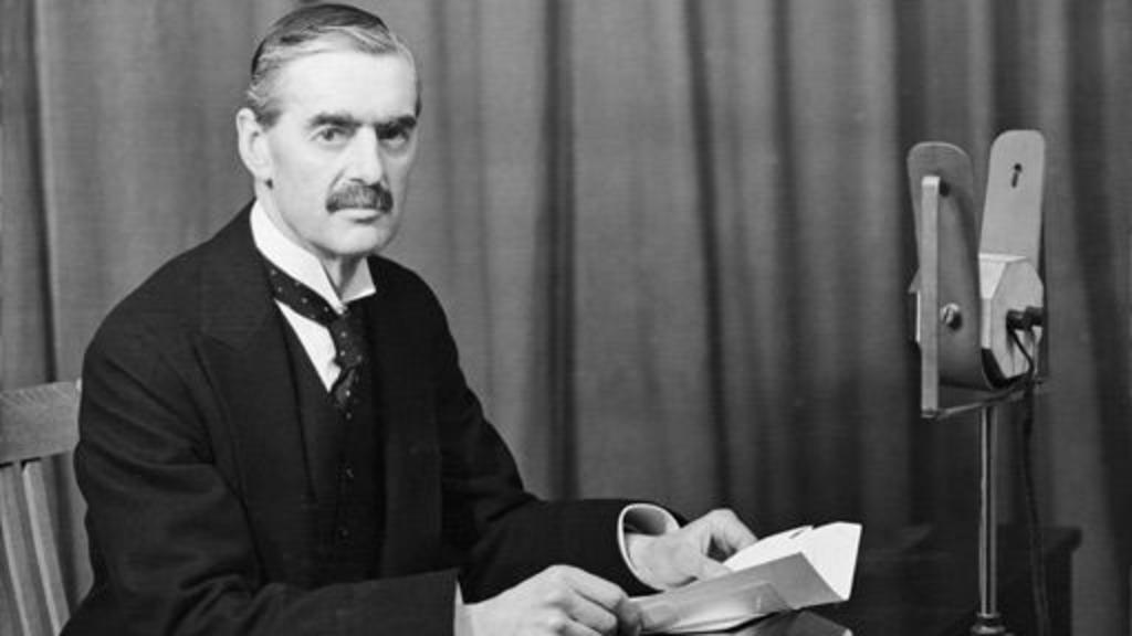 BBC Archive 1938: Chamberlain address on peace negotiations - BBC
