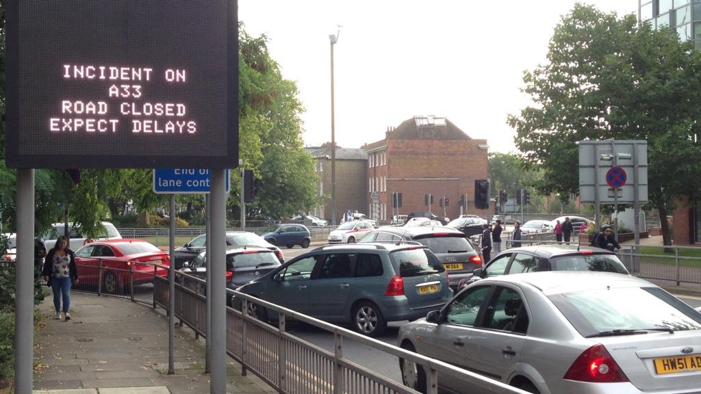 Reading A33 fatal collision: Latest - BBC News