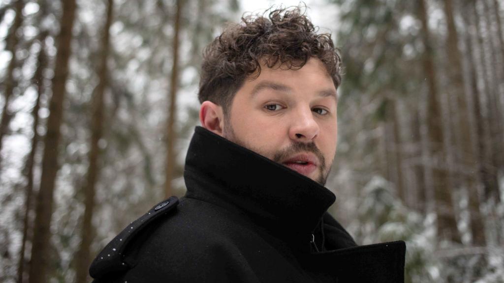 Eurovision Song Contest: Meet the artist representing the UK - BBC ...