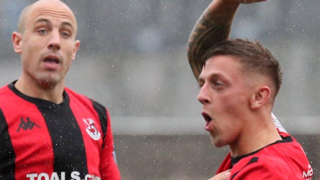 Irish Premiership: Matthew Snoddy scores after 10 seconds - BBC Sport