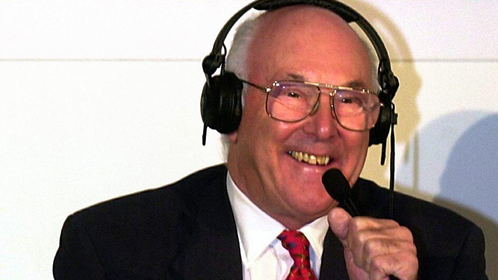 Murray Walker: Tribute to the legendary Formula One commentator - BBC Sport