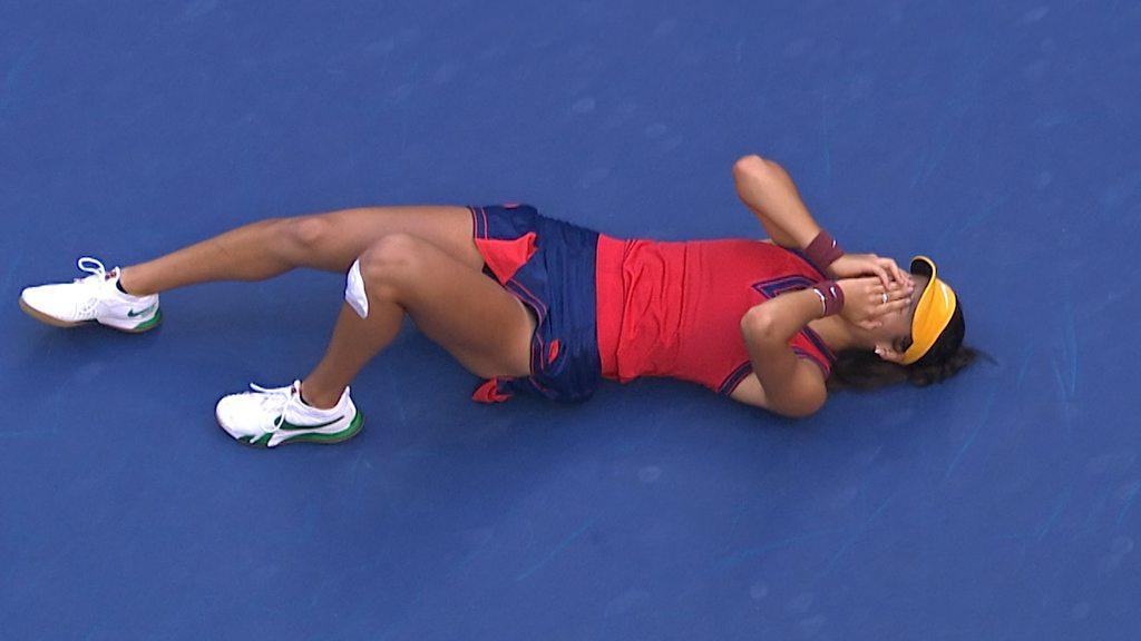 Emma Raducanu wins US Open - watch the winning moment - BBC Sport