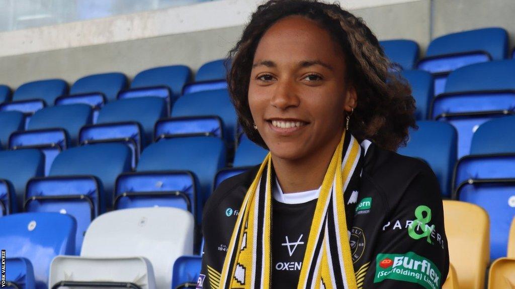 Elisa Akpa: York Valkyrie re-sign France captain for rest of season ...