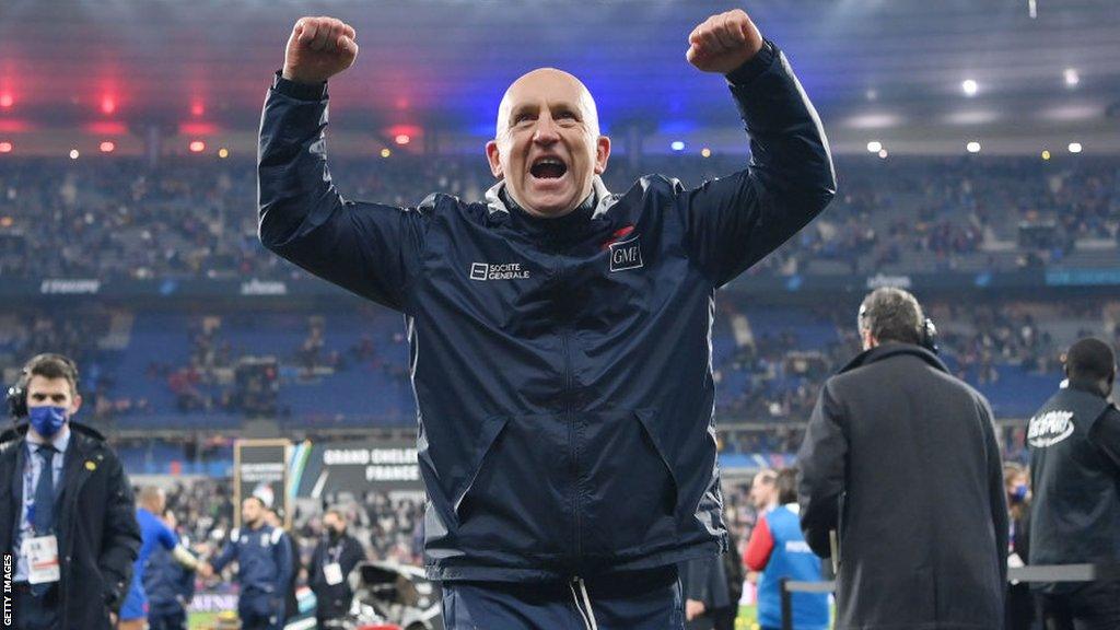 Shaun Edwards talked to England before agreeing new France deal - BBC Sport