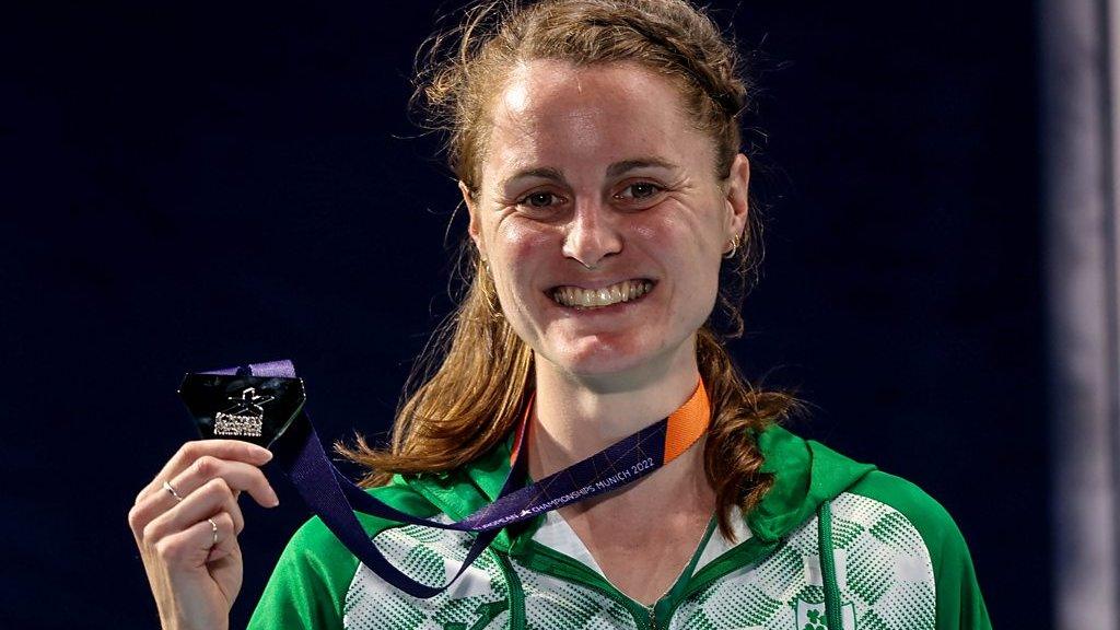 Mageean 'wouldn't trade medals for any time' - BBC Sport