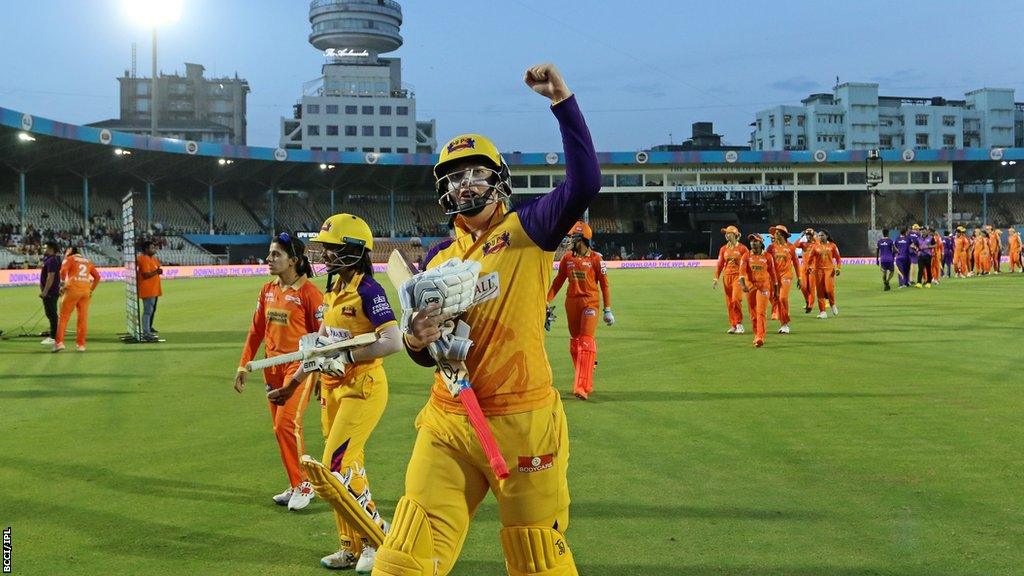 Women's Premier League: UP Warriorz beat Gujarat Giants to reach play ...