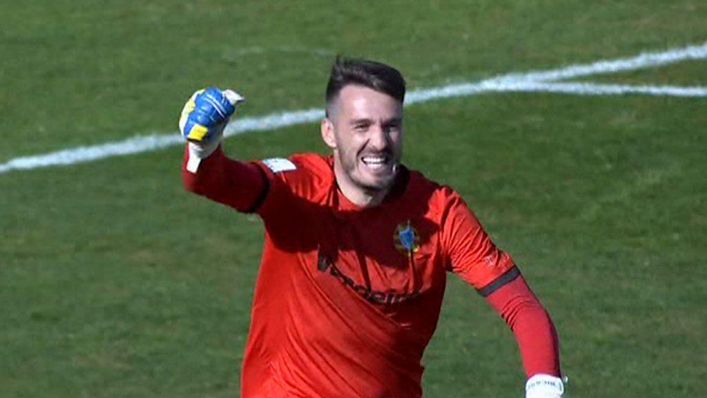 Watch: Goalkeeper scores from own box in Portugal - BBC Sport