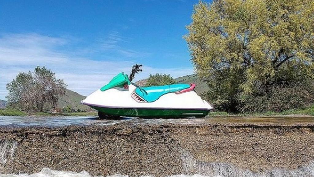 Is the 'Scootski' the coolest vehicle mash-up EVER? - BBC Newsround