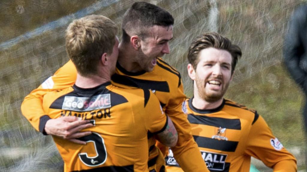 Highlights: Alloa Athletic 1-0 Hibernian - BBC Sport