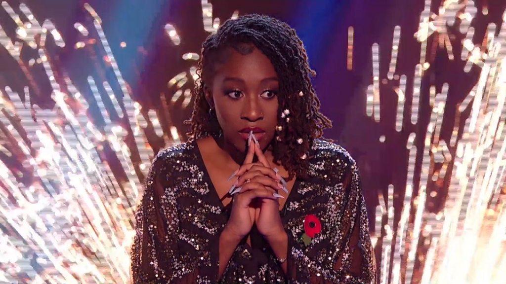 The moment the winner of the Voice UK was announced - BBC Newsround