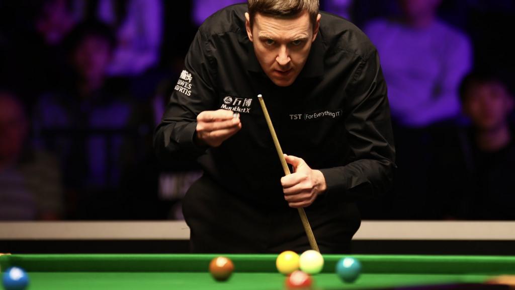 Watch Welsh Open snooker: Wins for Trump, Lisowski and Perry - BBC Sport