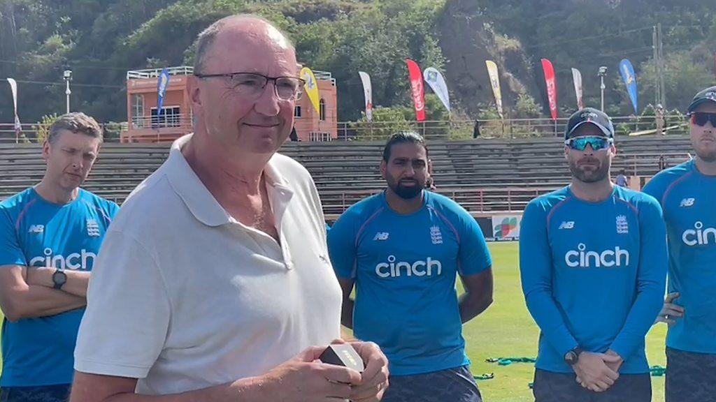 Jonathan Agnew presented with ECB players' badge by the England cricket ...