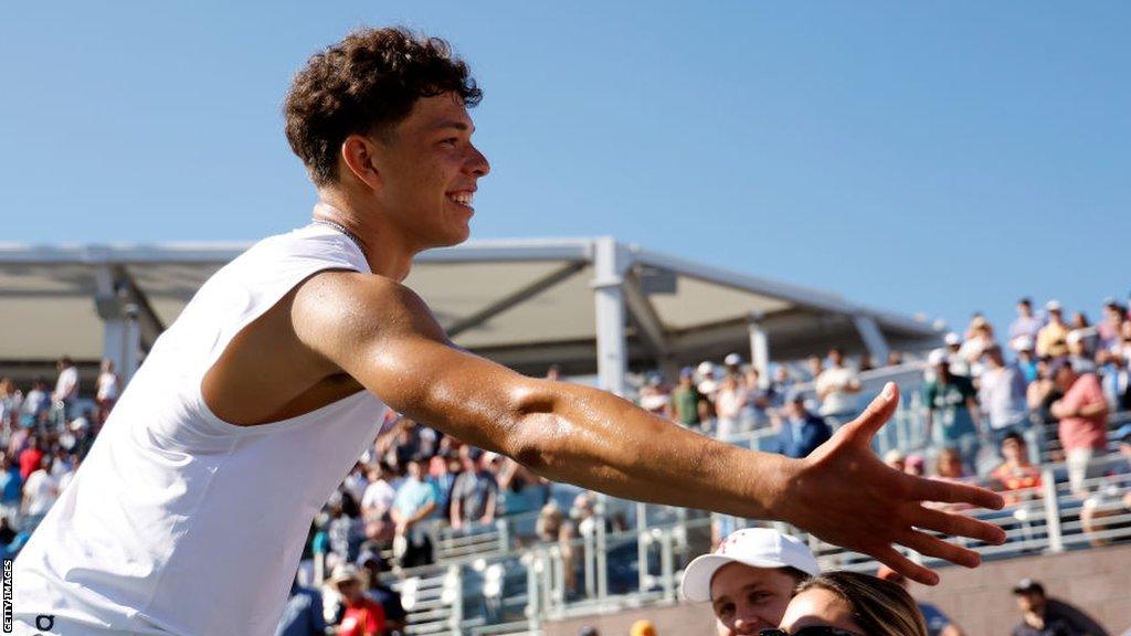 US Open 2023 results: Novak Djokovic beats Laslo Djere in five sets ... US Open 2023 results: Novak Djokovic beats Laslo Djere in five sets ...