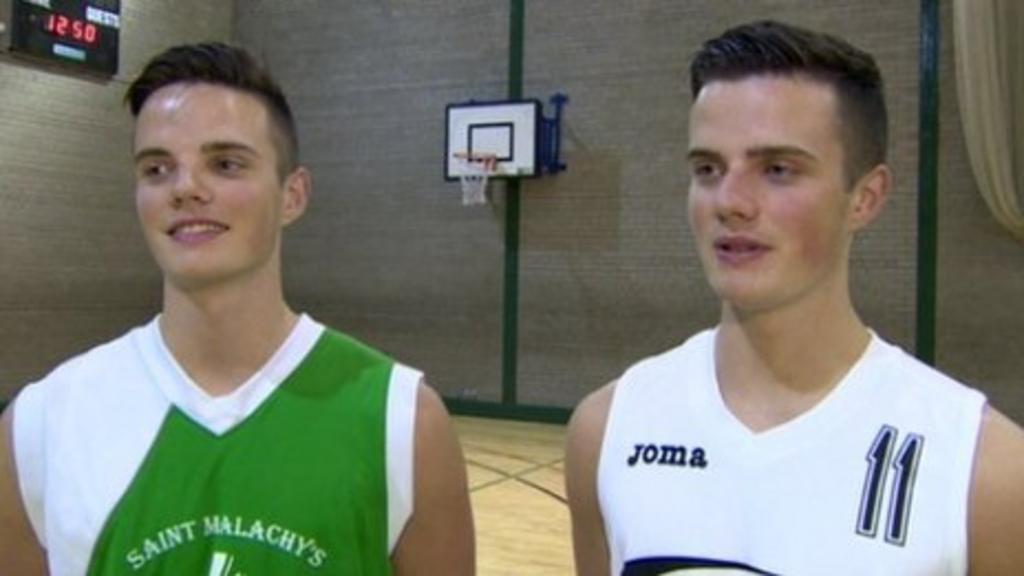 Quinn twins earn Stateside scholarship - BBC Sport