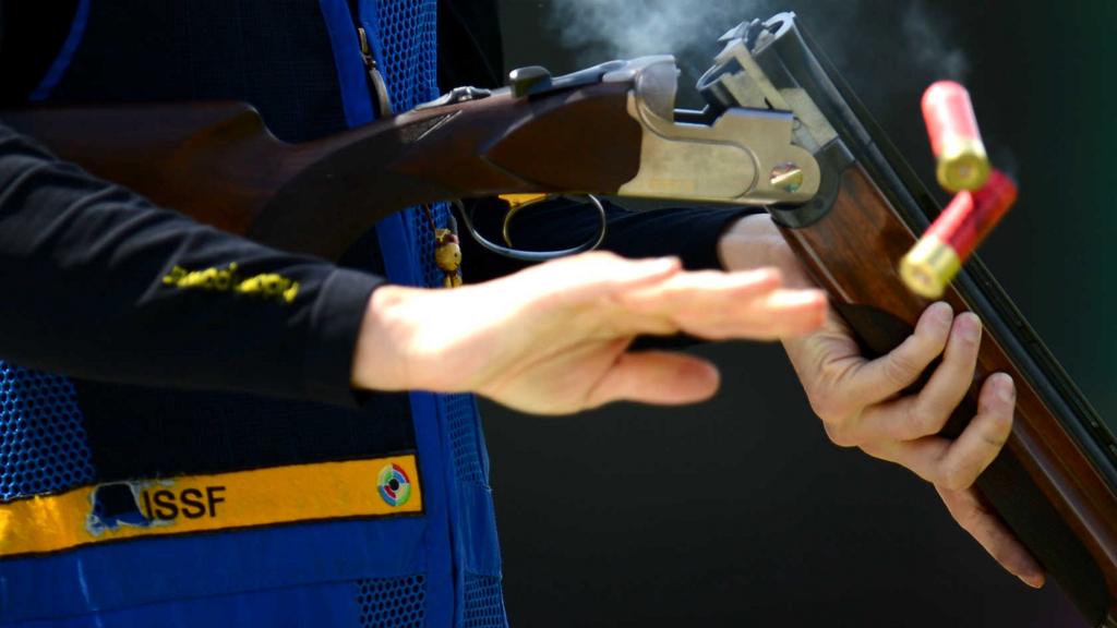 Shooting: Men's 25m rapid fire pistol final - BBC Sport