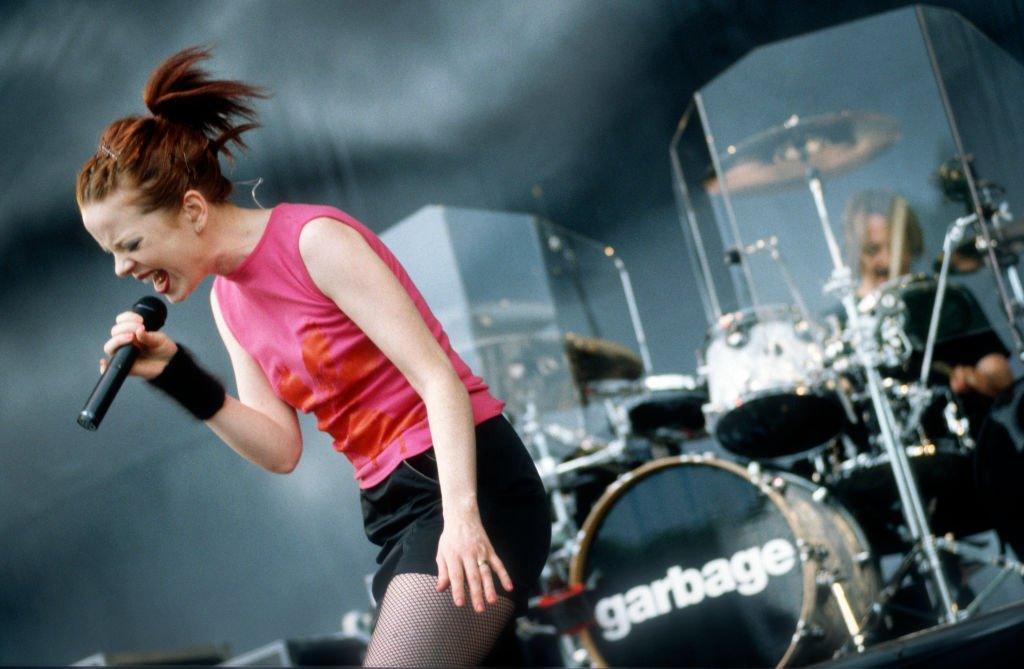 Shirley Manson: 'Garbage got it in the neck from everyone' - BBC News