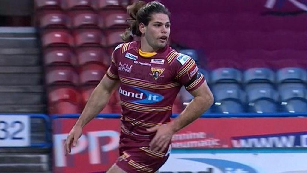Super League: Jake Mamo's 'eye-catching' try for Huddersfield Giants ...
