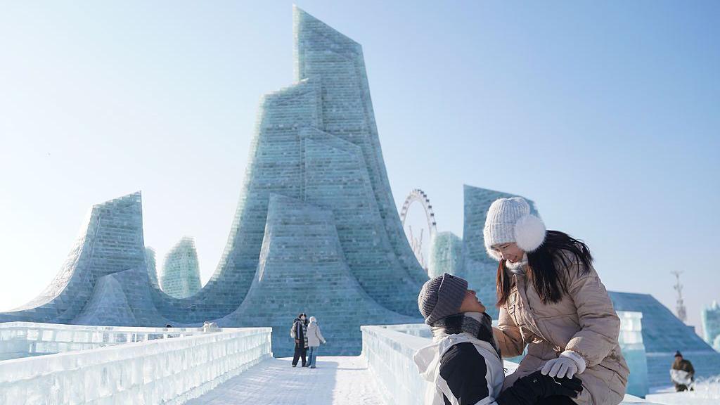 Harbin Ice and Snow theme park re-opens in China - BBC Newsround