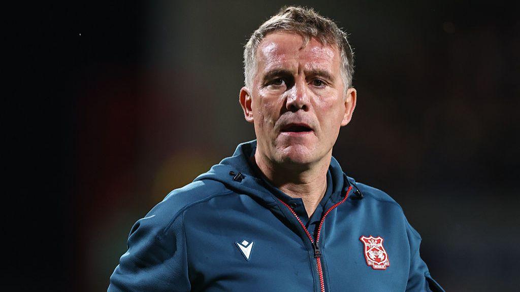 Wrexham: Phil Parkinson acknowledges 'edge' between Wrexham and ...