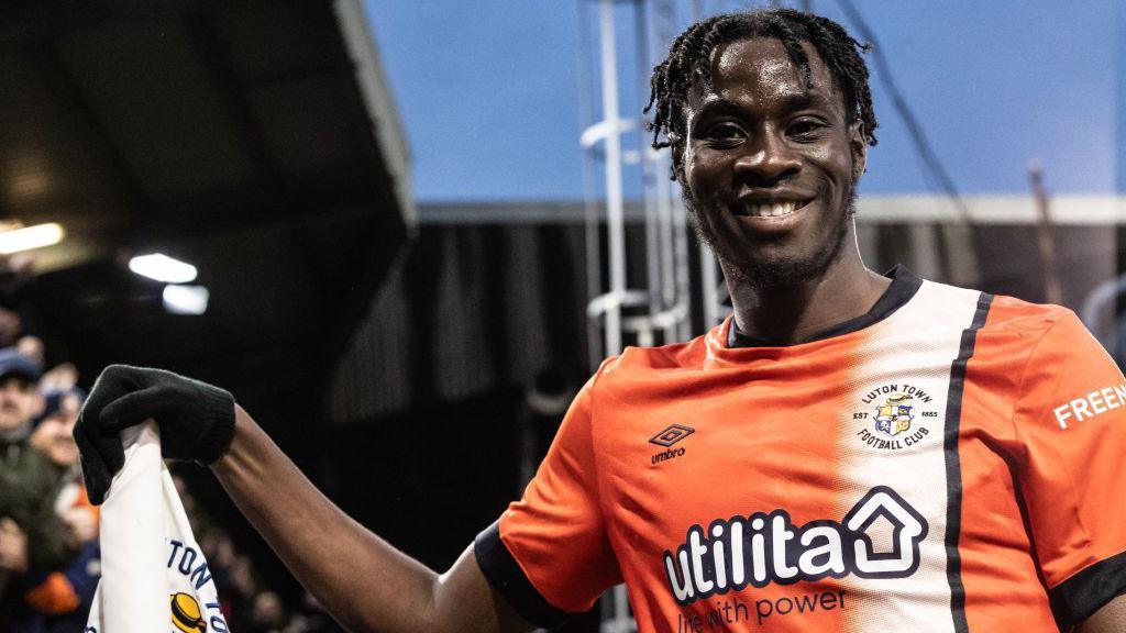 Luton Town news: Opinion on Elijah Adebayo - BBC Sport