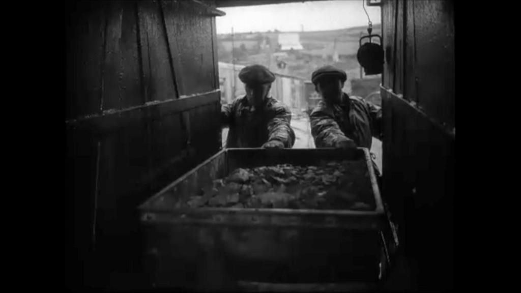 BBC Archive 1949: Tin mines reopen - BBC