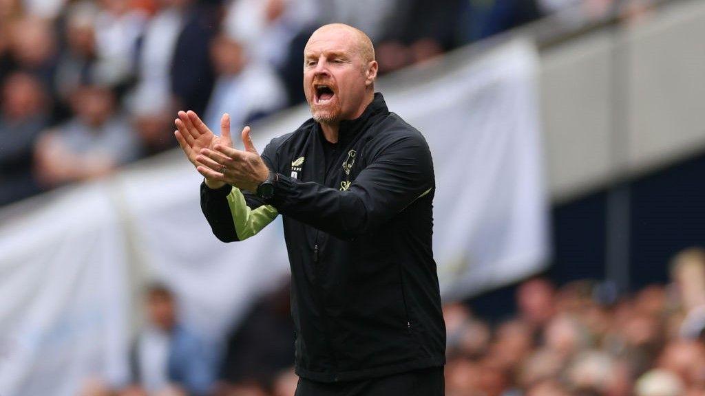 Everton news: Michael Brown on Sean Dyche's future - BBC Sport