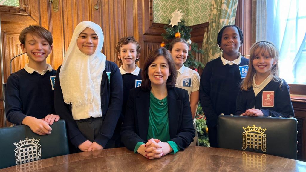 What's it like working in Parliament? - BBC Newsround