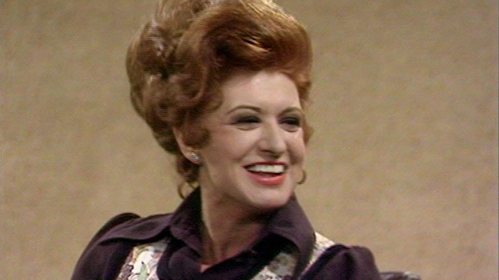 BBC Archive 1975: Pat Phoenix on Parkinson - BBC