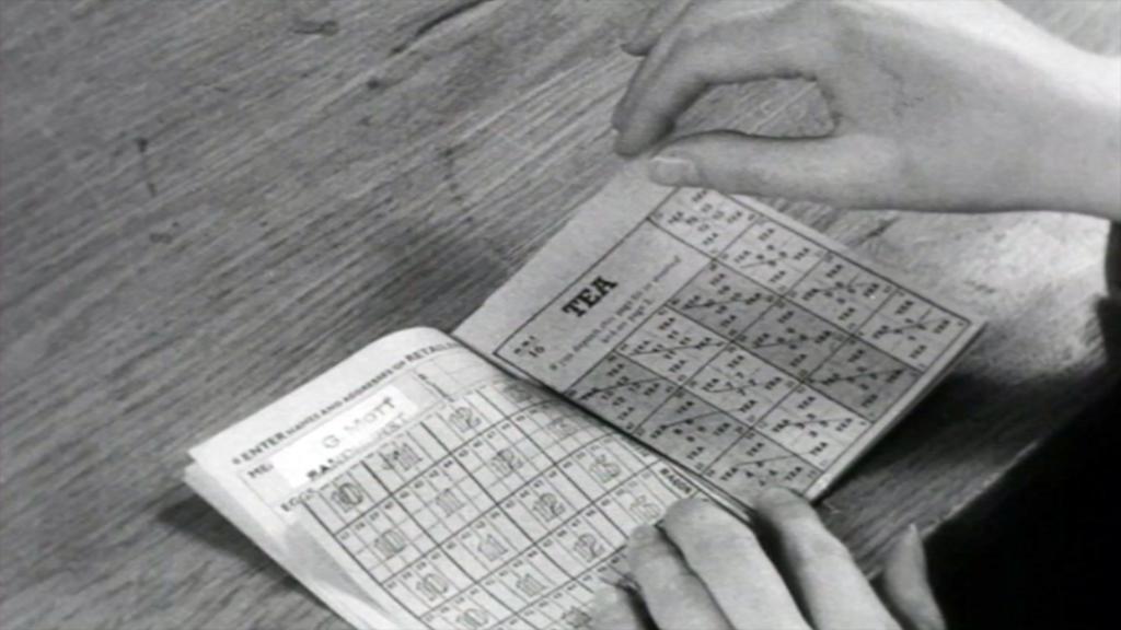BBC Archive 1954: The end of rationing - BBC