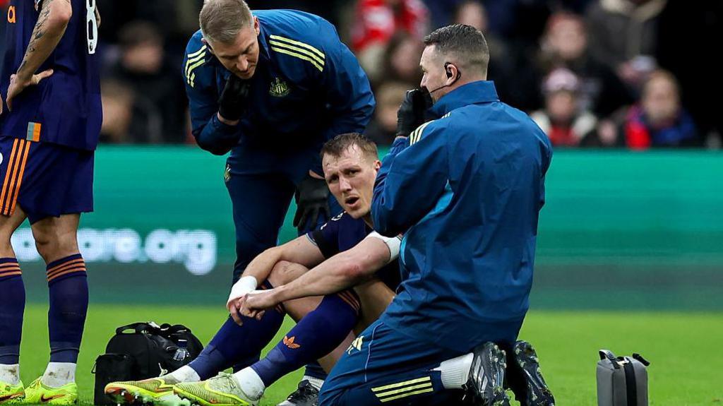 Newcastle news: Fan views on Dan Burn injury against Sunderland - BBC Sport