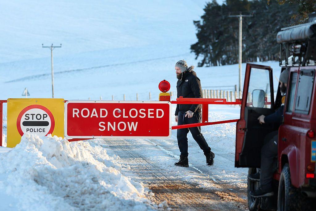 UK weather: Storm Goretti approaches UK as Met Office issues new snow ...