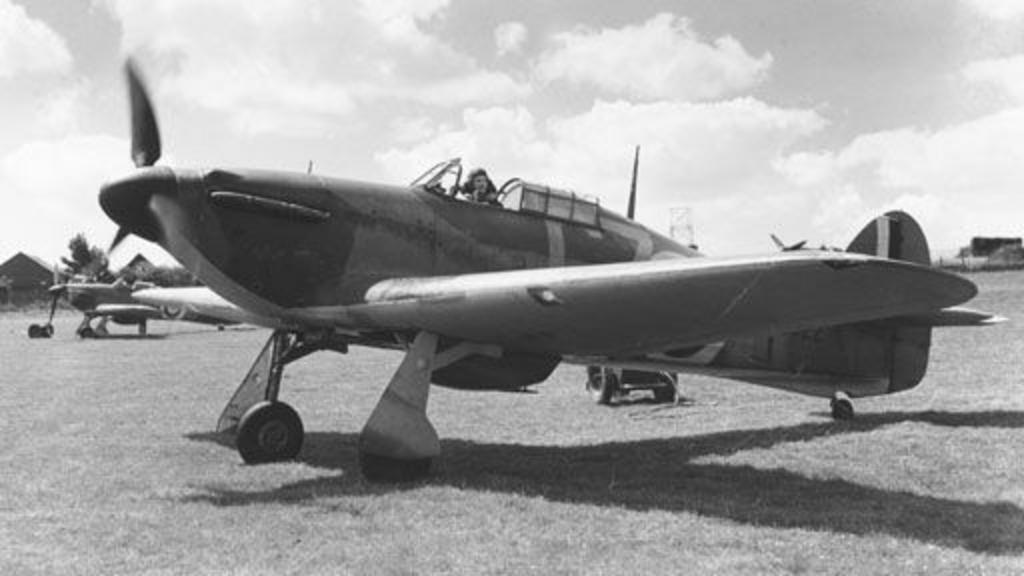 BBC Archive 1940: News - RAF fighter planes dispatched to Dunkirk - BBC