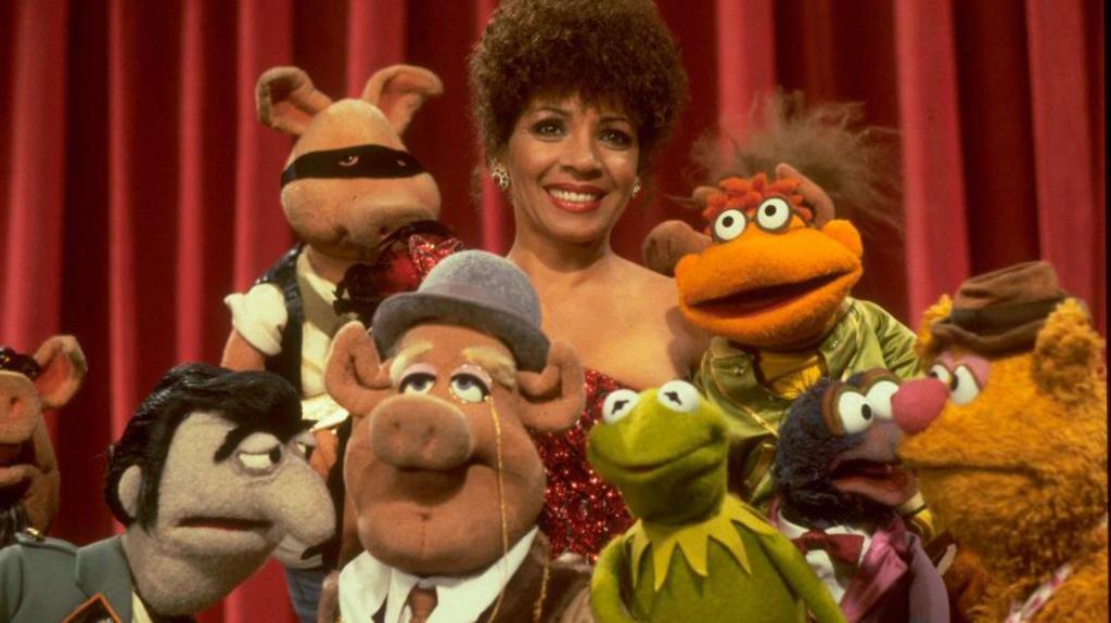 Historian's plea over missing Elstree Muppet Show mural - BBC News