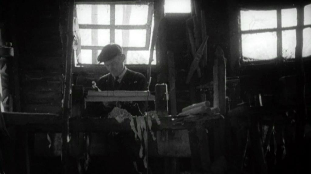 1950: The chair bodgers of the Chilterns - BBC