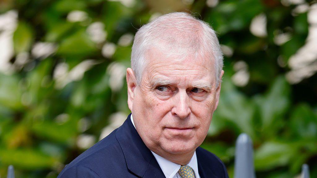 Met Police making 'initial inquiries' into Andrew protection officers ...