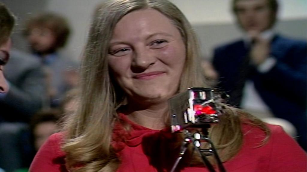Dame Mary Peters wins BBC Sports Personality of the Year 1972 - BBC Sport