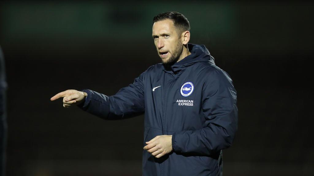 Brighton podcast: Crofts on working with Hurzeler - BBC Sport