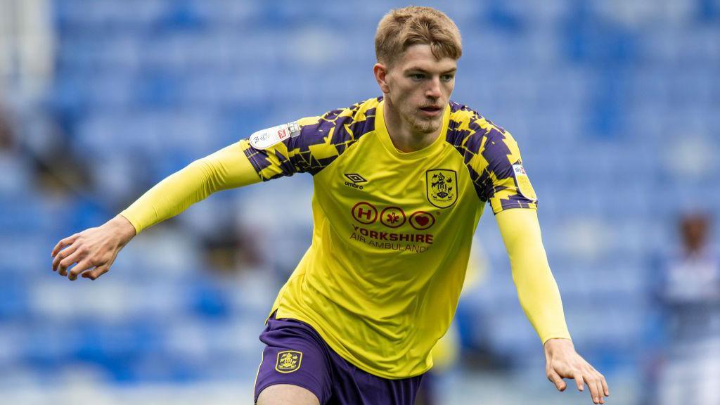 Ross County: Don Cowie 'can't wait' to work with new signing Kieran ...