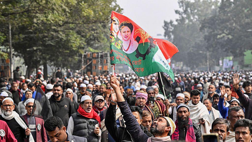 Khaleda Zia: Huge crowds mourn Bangladesh's first female PM at state ...