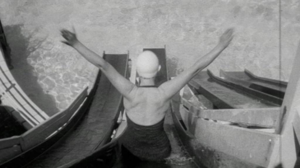 BBC Archive 1954: The Blackpool Story - BBC