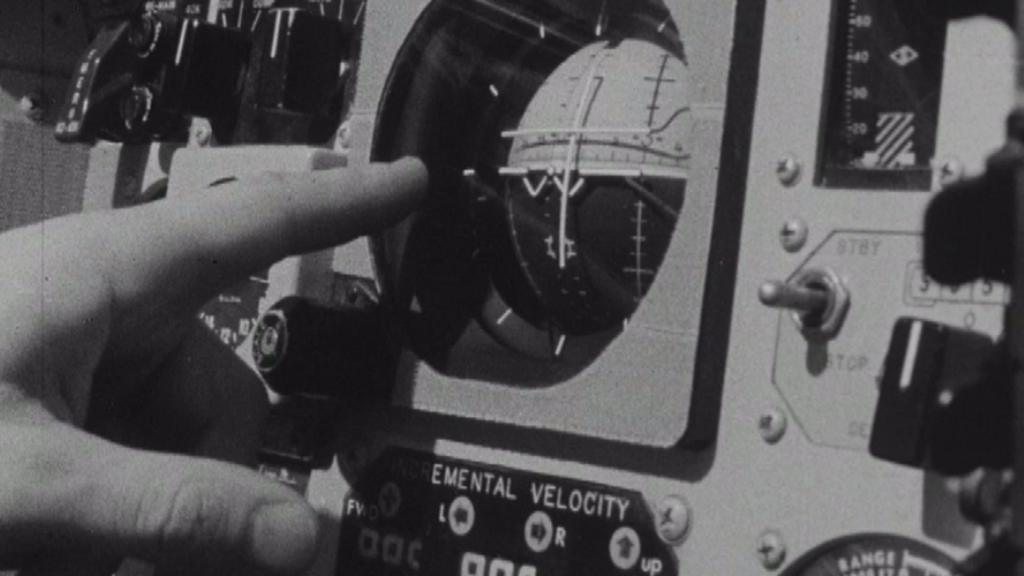 BBC Archive 1966: Inside a Gemini spacecraft - BBC