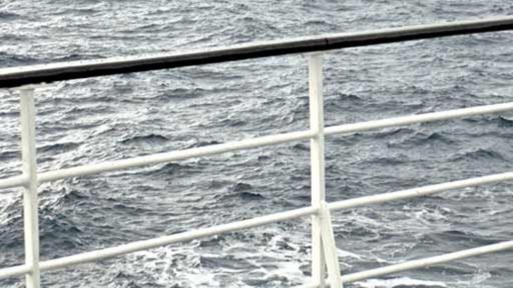BBC Archive 1975: Edwina MacKenzie recalls the Titanic sinking - BBC
