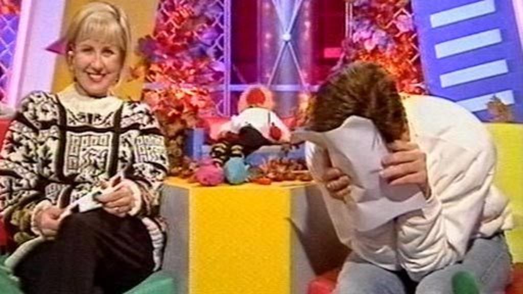BBC Archive 1991: CBBC Continuity - A link to 'Going Live!' - BBC