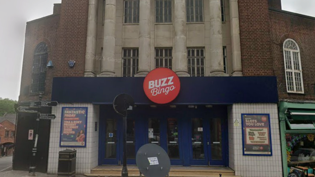 Shrewsbury Buzz Bingo site to shut after building sold - BBC News