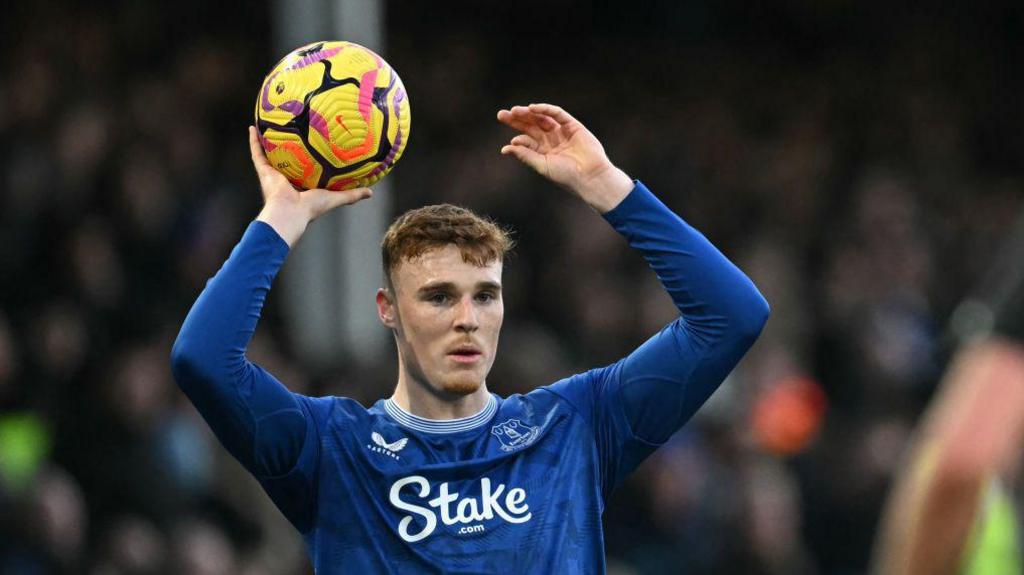 Everton news: Jake O'Brien continues comeback under David Moyes - BBC Sport
